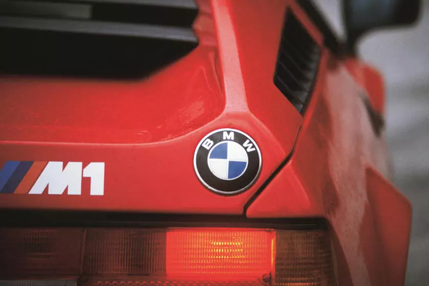 O supercarro mais icônico da BMW tem uma história colorida 45722_7