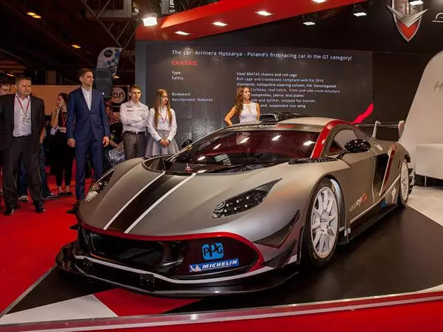 Kampuni ya Kwanza ya Supercar ya Poland Yazindua Mbio za Kwanza wa GT4 wa Poland 45833_1