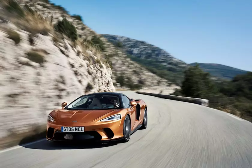 2020-2021 McLaren GT Front View Driving