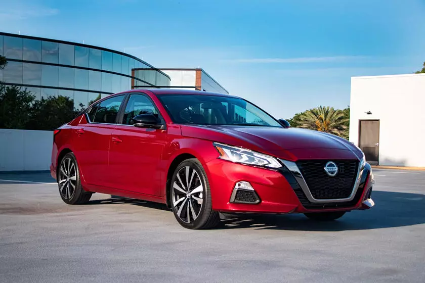 2019-2021 Nissan Altima voorhoekaansig