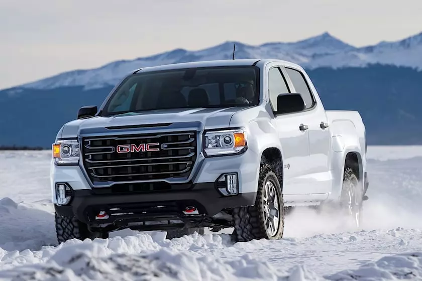 2021-2022 GMC Canyon Front View Driving