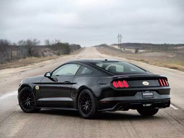 Buka i-Hennessey Mighty 700-HP Ford Mustang Hit 195 MPH 46486_2