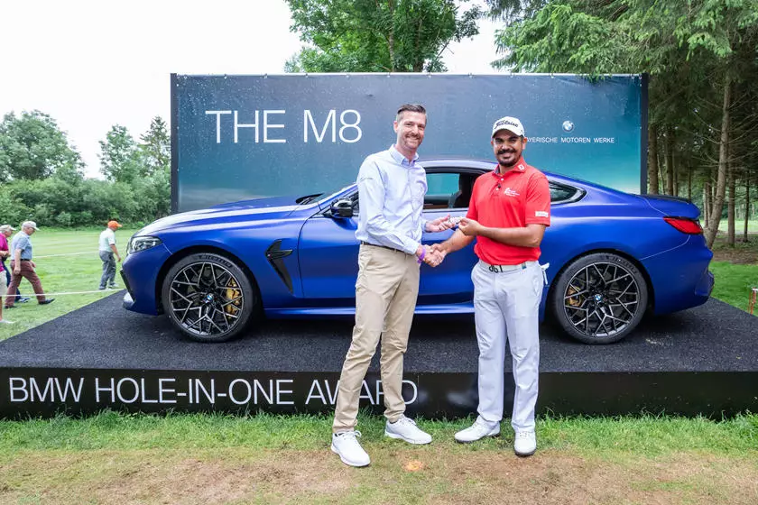 මෙම පුද්ගලයා නොමිලේ BMW M8 එකක් දිනා ගත්තේය 46760_1