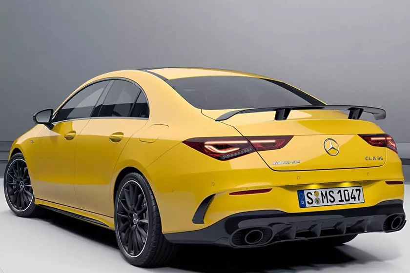 Mercedes-AMG CLA35 ແລະ CLA45 ໄດ້ຮັບການຍົກລະດັບໃຫມ່ 47071_2