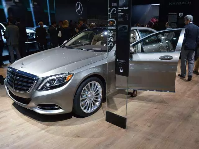 Mercedes sugere Maybach-ification para o E-Class e uma nova geração de A-Class para os EUA 47103_1