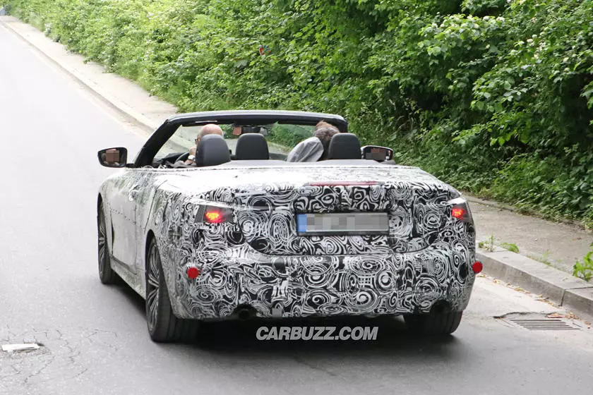 BMW 4 يۈرۈشلۈك ئۈستى ئوچۇق ماشىنا كىشىنى ھەيران قالدۇرىدۇ 47530_6