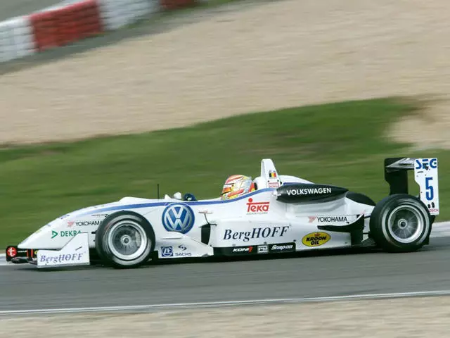 Kanggo Volkswagen, Formula 1 Ora Mbuang Dhuwit 47595_1