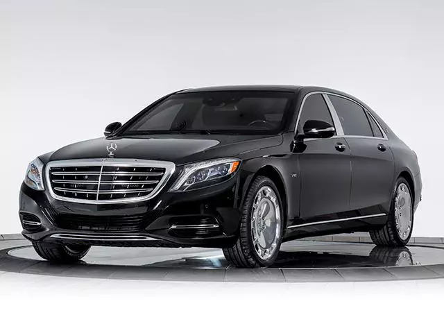 La Mercedes-Maybach S600 del 2016 è appena diventata blindata e intoccabile 47648_1