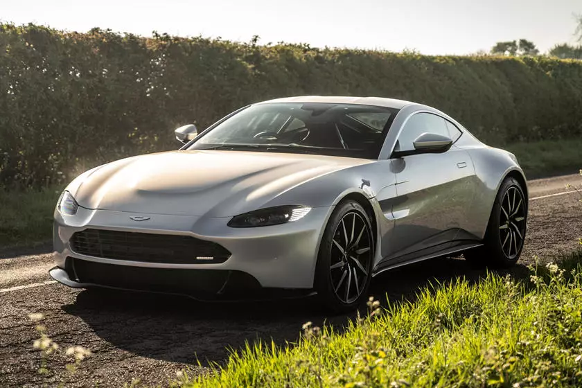 Aston Martin Vantage получил новое лицо 47865_1