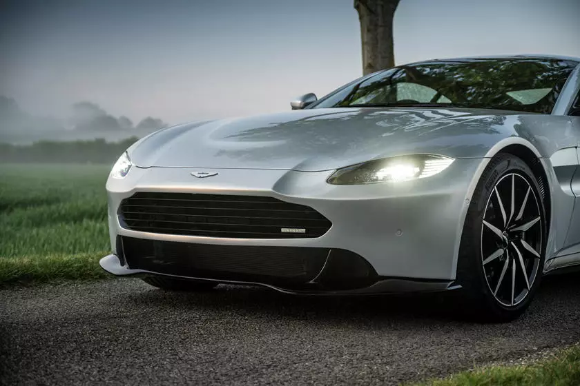 Aston Martin Vantage obtén unha nova cara 47865_4