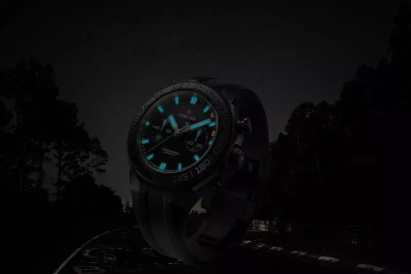 Tieto hodinky sú vyrobené zo skutočného asfaltu Nurburgring 478_7