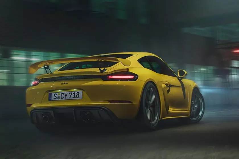 Porsche 718 Cayman GT4 የመጀመሪያ እይታ ግምገማ: በቀላሉ ምርጡ 47992_1