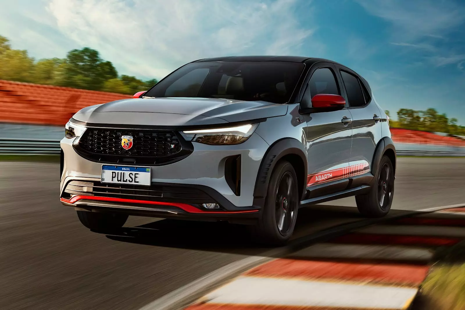 O le Abarth Pulse o le SUV muamua a le Brand a Italia