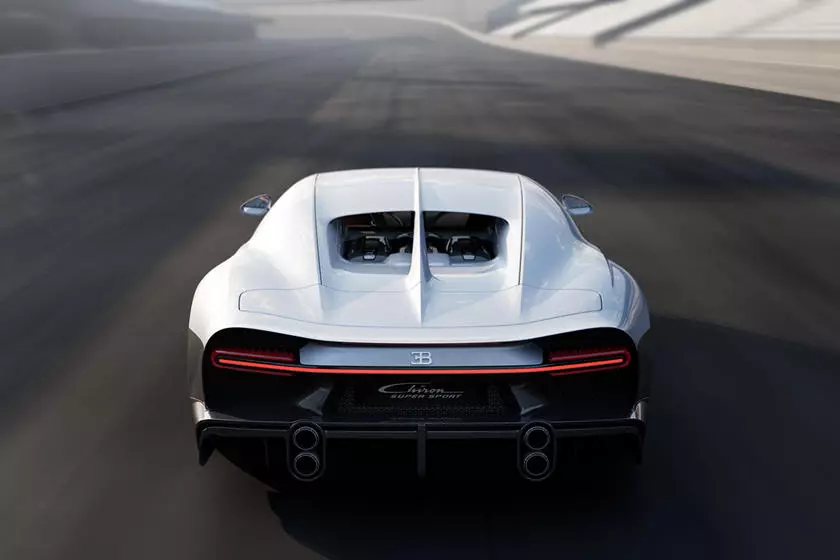 Ang Bagong Bugatti Chiron Super Sport ay Isang Epikong 273-MPH Grand Tourer 48079_4