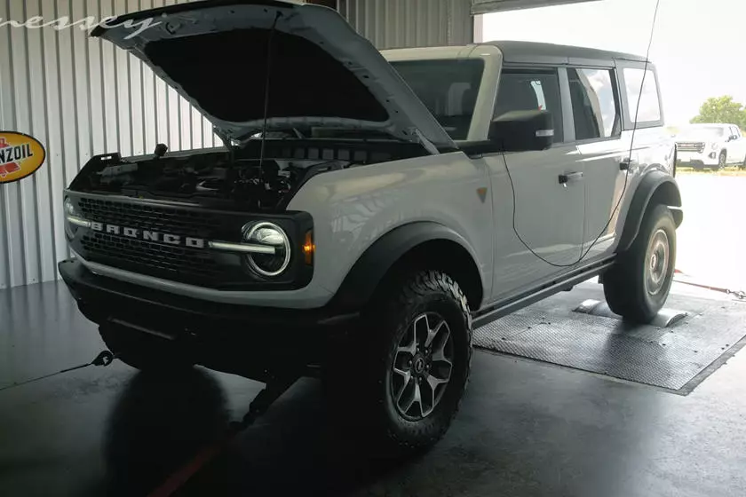 Kyk hoe Hennessey 'n bietjie pret het met die 2021 Ford Bronco 48465_5