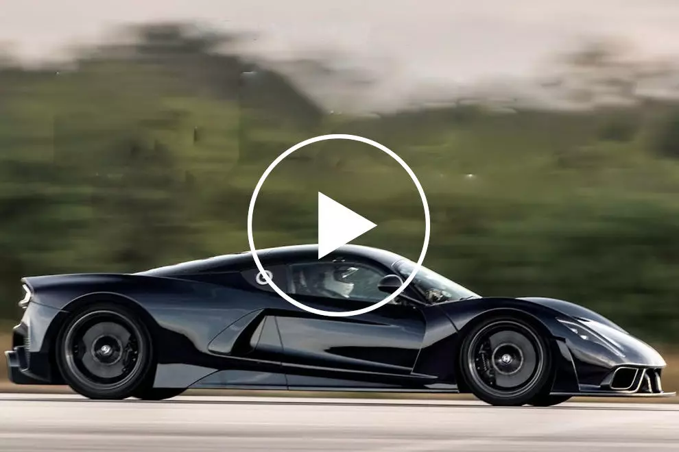 Tan-awa Ang Hennessey Venom F5 Gipailalom sa High-Speed Testing