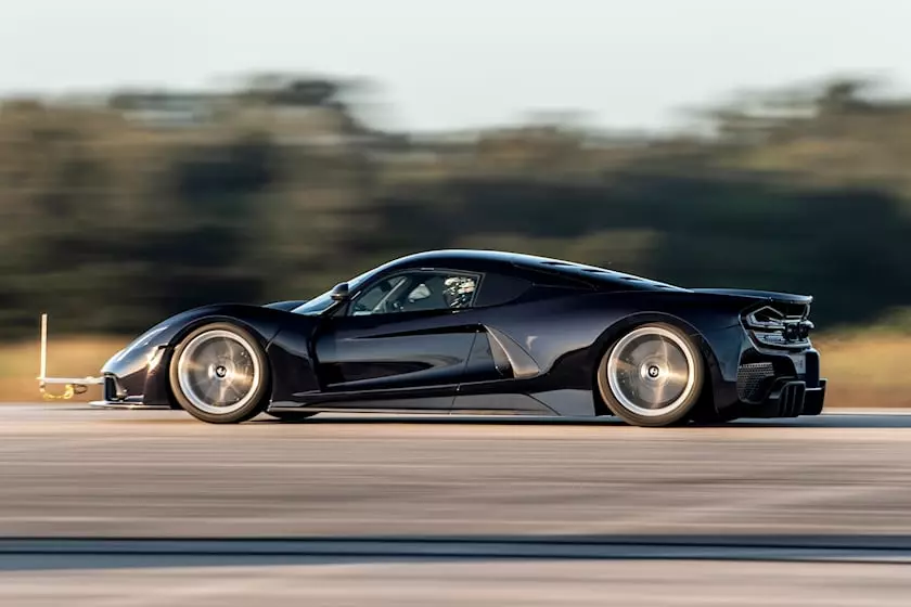 Hennessey Venom F5 Evoluo Montras 300 MPH Devus Esti Ĉinch 4865_10