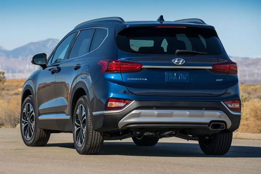 2019-2020 Hyundai Santa Fe Հետևի տեսարան