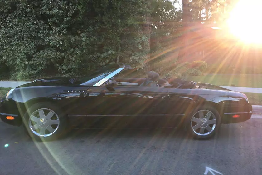 Weekly Craigslist Yakavanzika Pfuma: 2002 Ford Thunderbird 48695_13