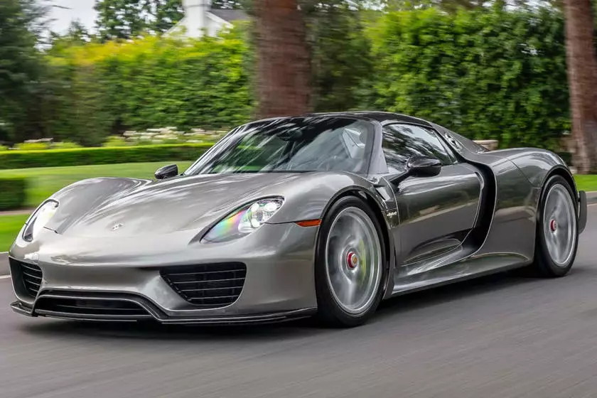 Porsche 918 Spyder с пробегом 5000 миль бьет аукционный рекорд 48761_1