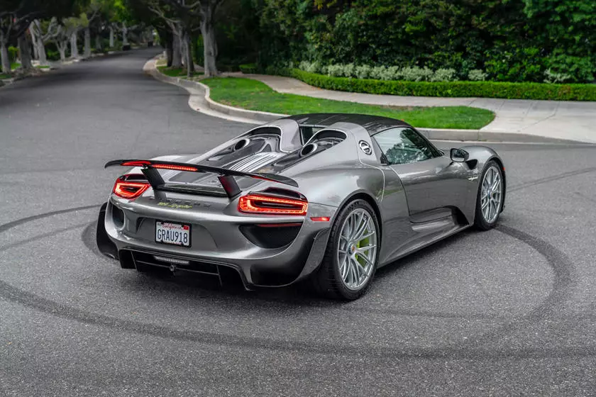 5,000-Mile Porsche 918 Spyder Sinira ang Auction Record 48761_2