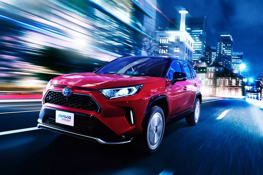 Say Hello To The New Toyota RAV4 PHEV 49120_4