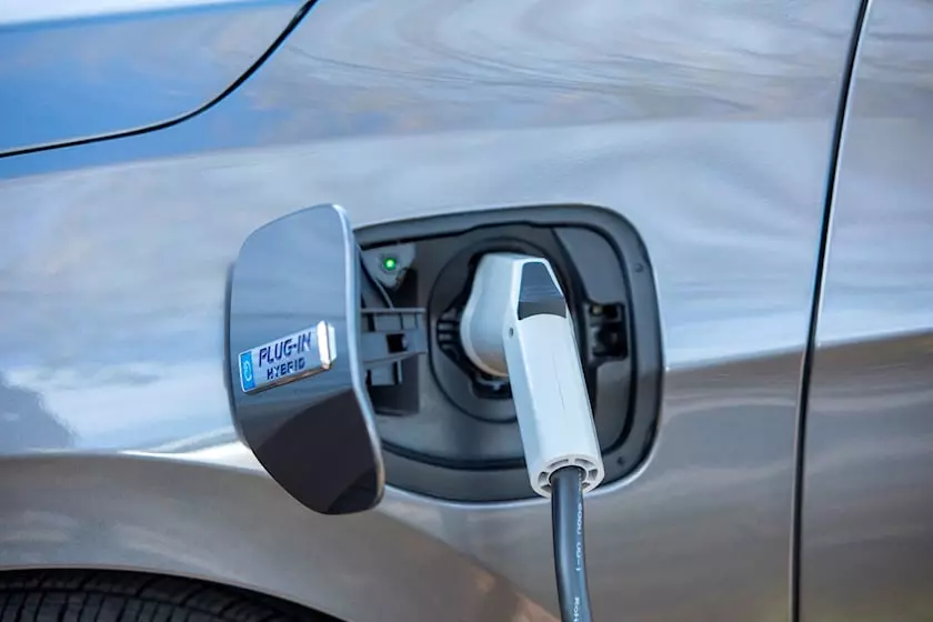 2018-2021 Honda Clarity Plug-In Hybrid Charging