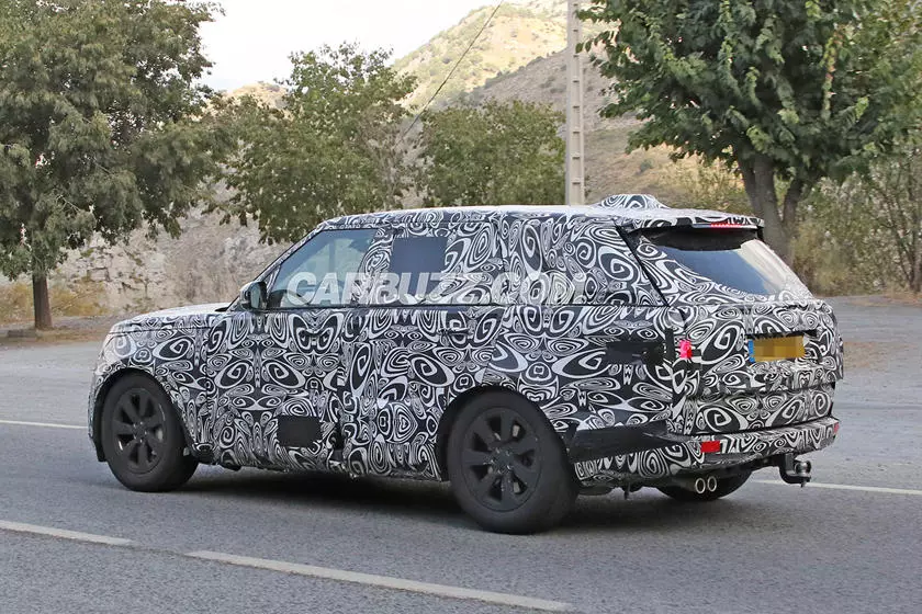 Vysoce výkonný Range Rover SVR poprvé Spied 49277_5