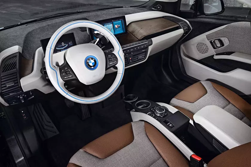 แผงหน้าปัด BMW i3 Hatchback ปี 2018-2020