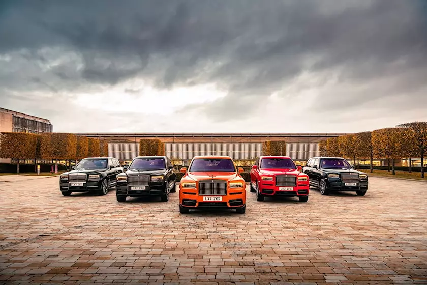 UK Collector Commissions Five Bespoke Rolls-Royce Cullinans 49356_2