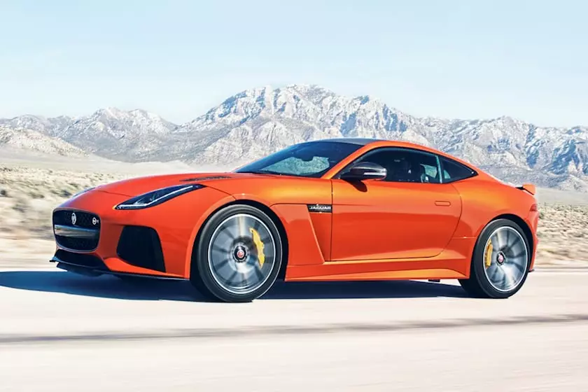 2017-2020 Jaguar F-Type SVR Coupe Side View Driving