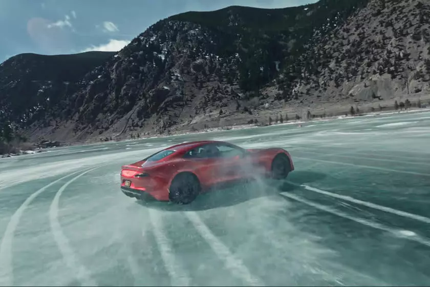 Nonton Drako's 1.200-HP GTE Slide ing A Frozen Lake 4953_1