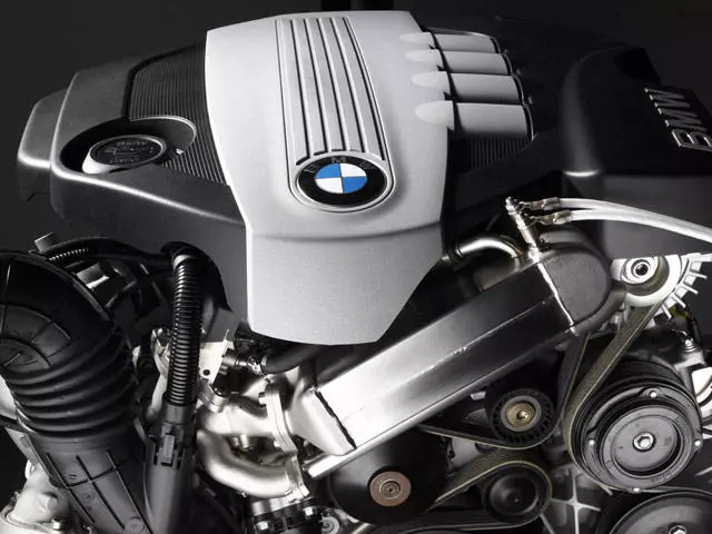 BMW pristato savo termoelektrines technologijas 5 serijoje Frankfurtui 49660_1