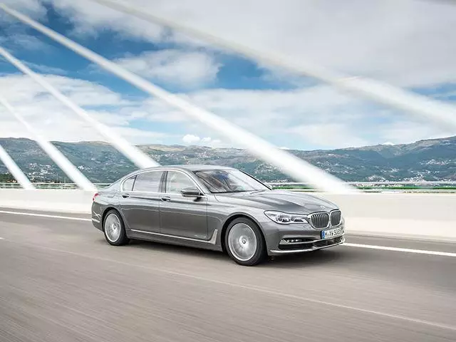 BMW “Volkswagen” we “Mersedes-Benz” -den has gowudygyny subut edýär 49663_2