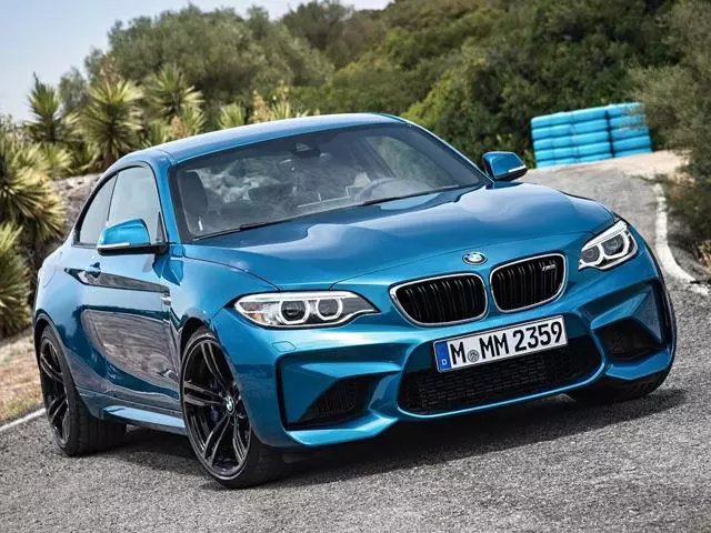 O rival máis realista do BMW M2 é algo que nin sequera existe 49807_1