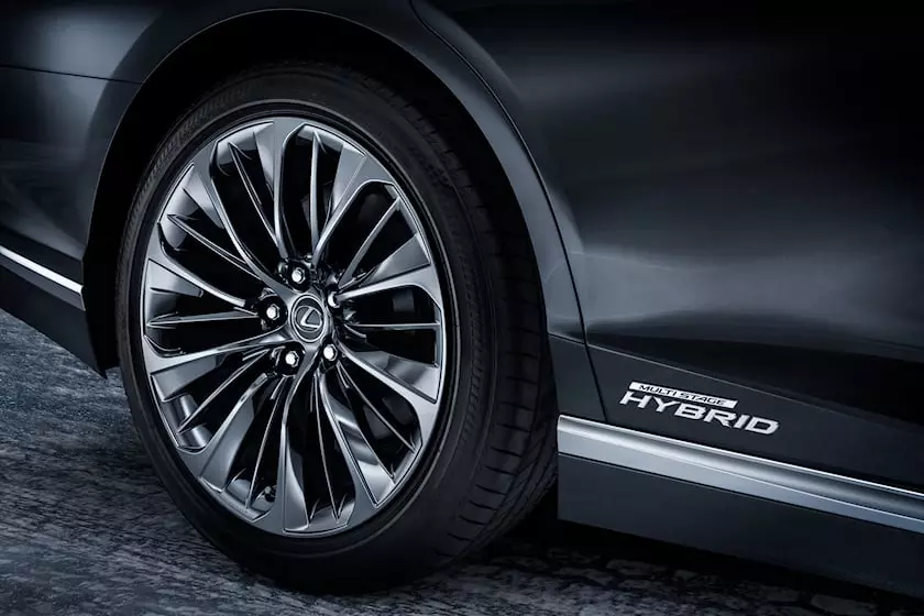 2021-2022 Hybridné pretáčanie kolies Lexus LS