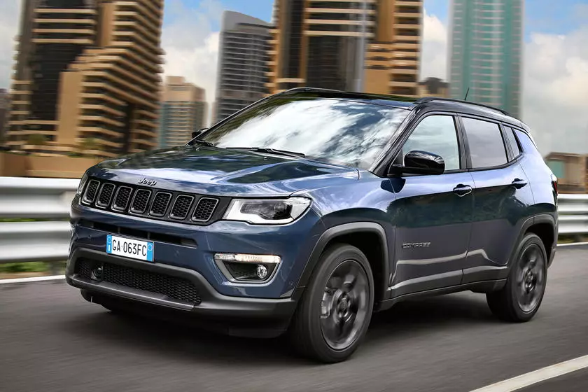 Jeep Compass 2021 року випускається з новими двигунами 50507_10