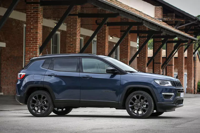 Jeep Compass 2021 року випускається з новими двигунами 50507_11