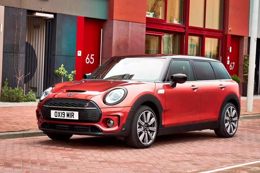 2020-2022 MINI Cooper Clubman Öň burç görnüşi