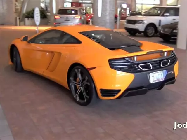 Vídeo: McLaren MP4-12C High Sport Special Edition de 675 CV 50903_1