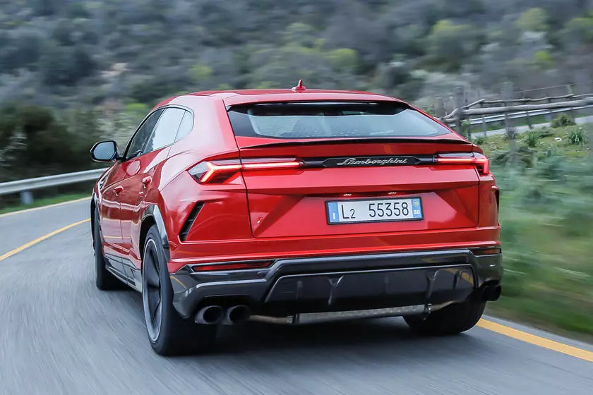 2019-2021 Lamborghini Urus Rear View Driving