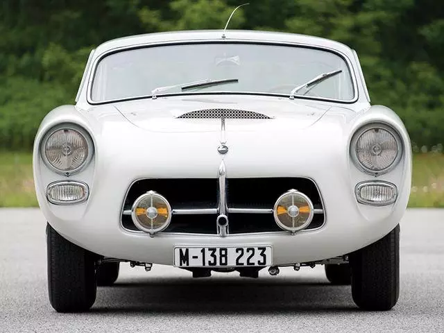 Этот экзотический испанский автомобиль когда-то посрамил Ferrari 51047_1