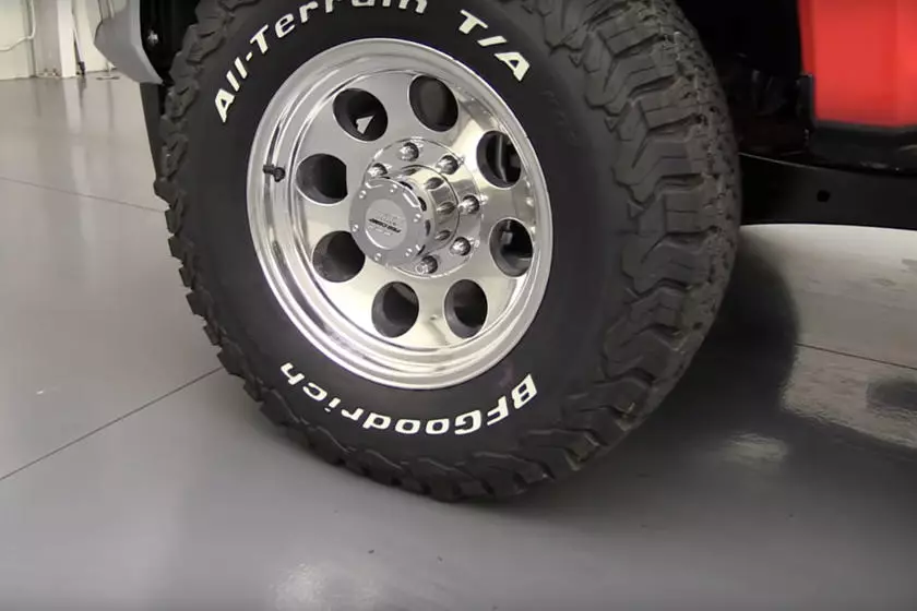 Ua Toe Foi Mai le Ford F-250 'Highboy' Two-Tone 51116_8