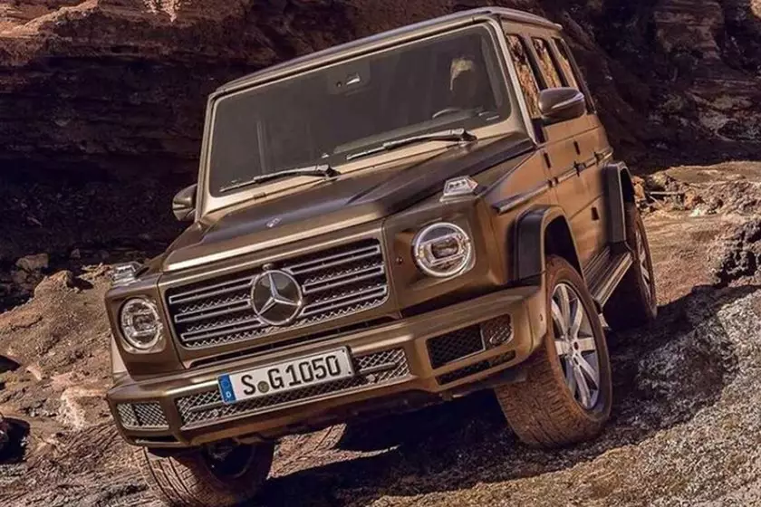 මේක තමයි! සියලුම-නව Mercedes G-Class ඉක්මනින් කාන්දු වේ 51236_1