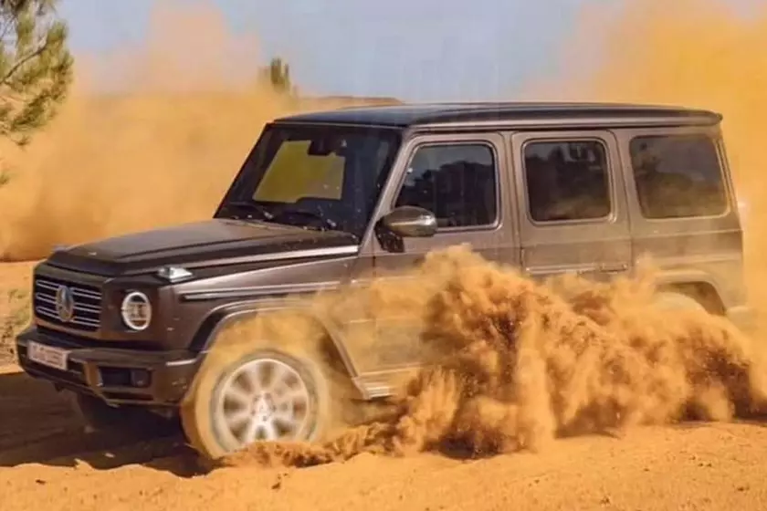 මේක තමයි! සියලුම-නව Mercedes G-Class ඉක්මනින් කාන්දු වේ 51236_4