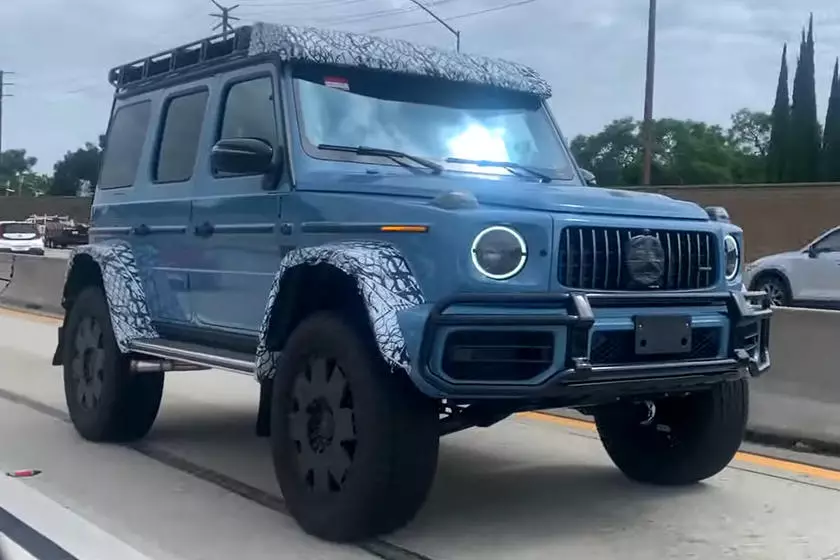 Hardcore Mercedes G-sarja 4x4 Squared Hits California Highway 51346_1