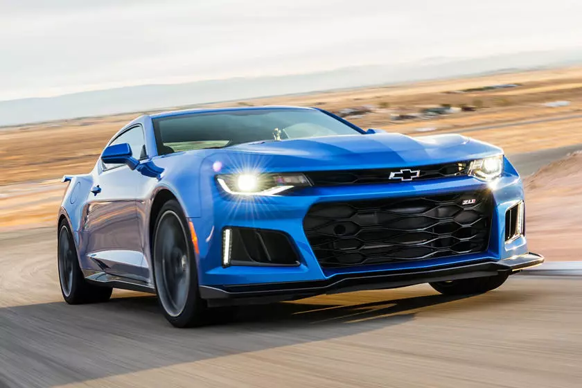 2017-2022 Chevrolet Camaro ZL1 Coupe Front View Gyrru