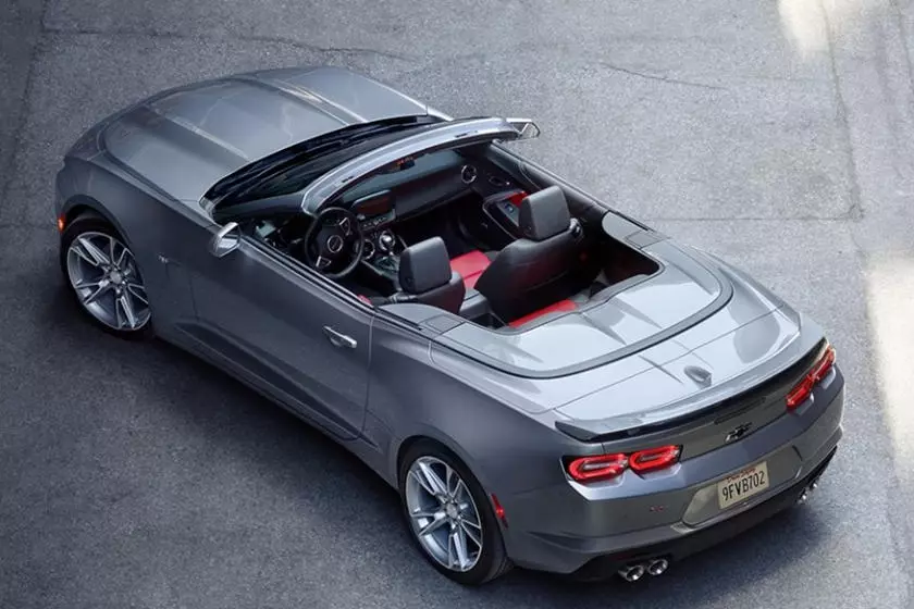 Chevrolet Camaro kabriolet 2020.-2022. Pogled odozgo