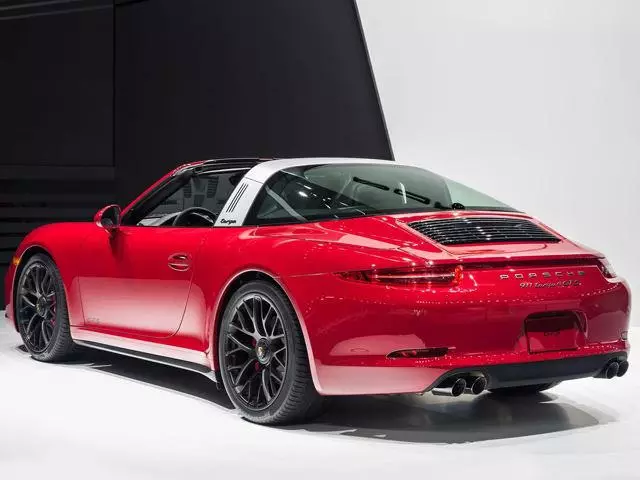 Porsche Inosunungura 911 Targa 4 GTS PaDetroit Auto Show, Iine Simba Zvishoma 51818_1