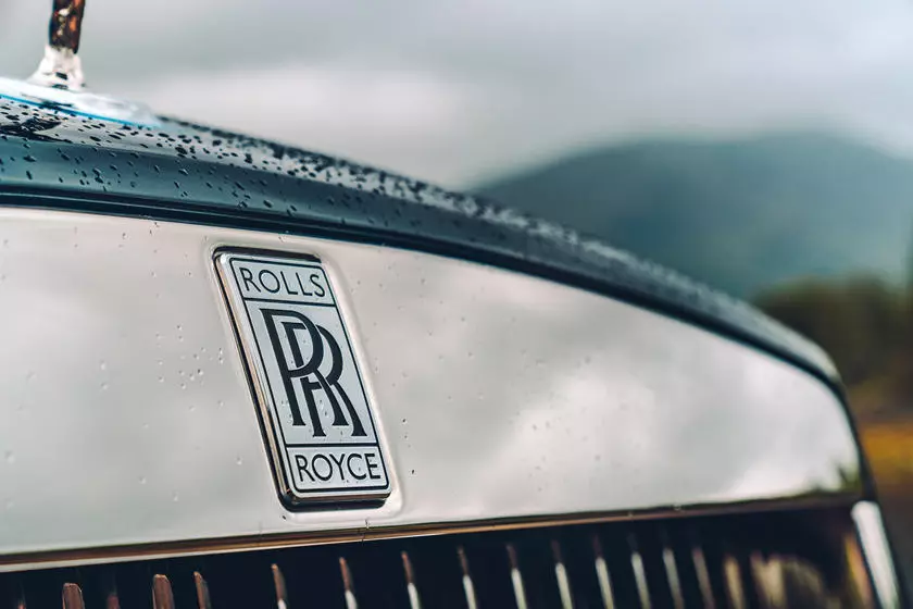 2017-2020 Rolls-Royce Wraith Badge